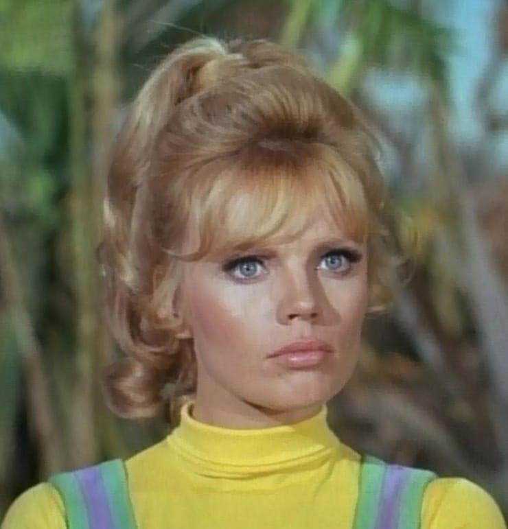 Marta Kristen LOST IN SPACE autograph (PRE-ORDER) – Williamsburg ...